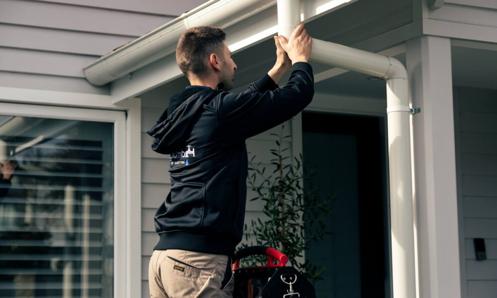 8 Benefits of Choosing a Local Plumber in Pakenham for Quick and ...